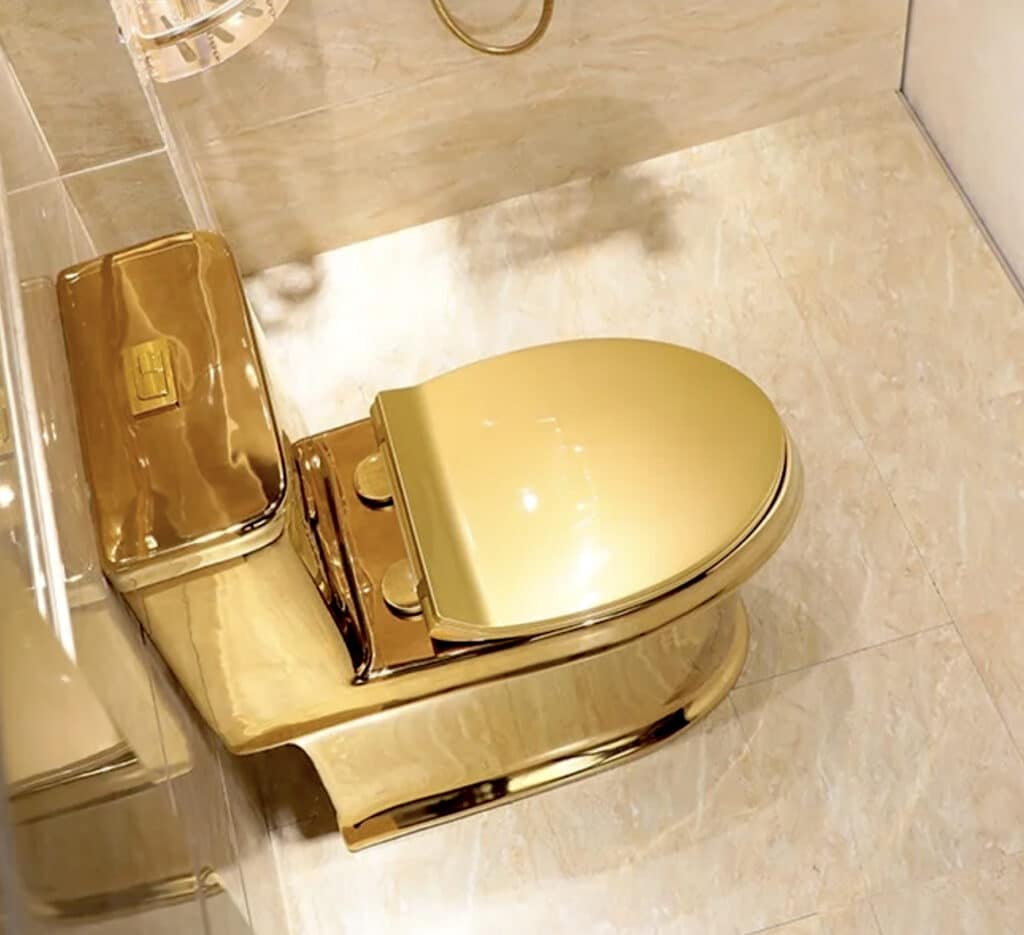 Classic Plain Gold-Plated Ceramic Toilet | Luxury Bathroom Fixture ...