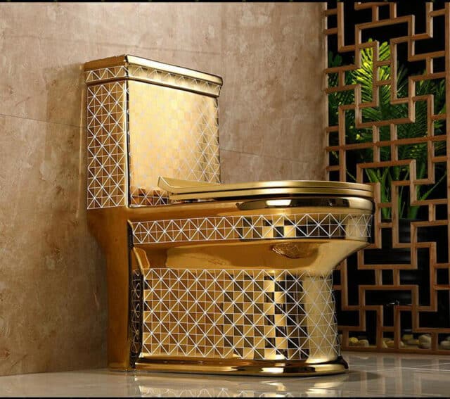 Gold Toilet With Diamonds Pattern - Royal Toiletry Global