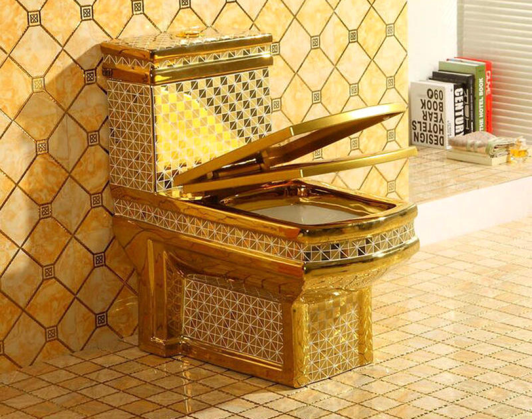 Royal Gold & Diamond Toilet – Modern Designer Luxury for Bathrooms - Royal Toiletry Global