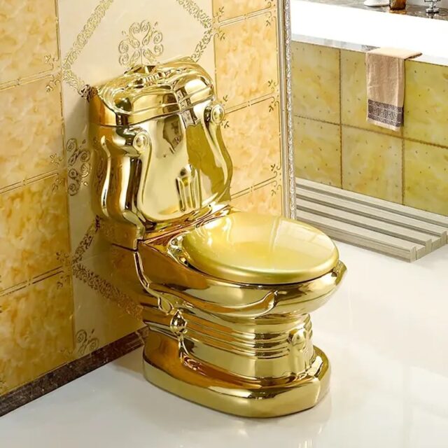 Angular Gold Toilet With Diamonds Pattern - Royal Toiletry Global