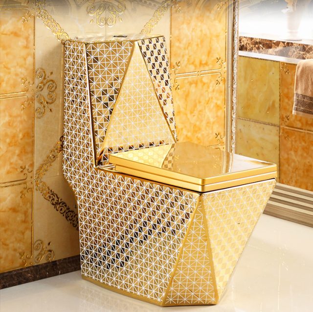 Angular Gold Toilet With Diamonds Pattern - Royal Toiletry Global