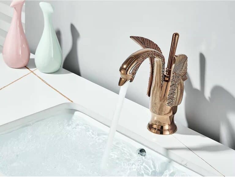 Rose Gold Swan Faucet - Royal Toiletry Global